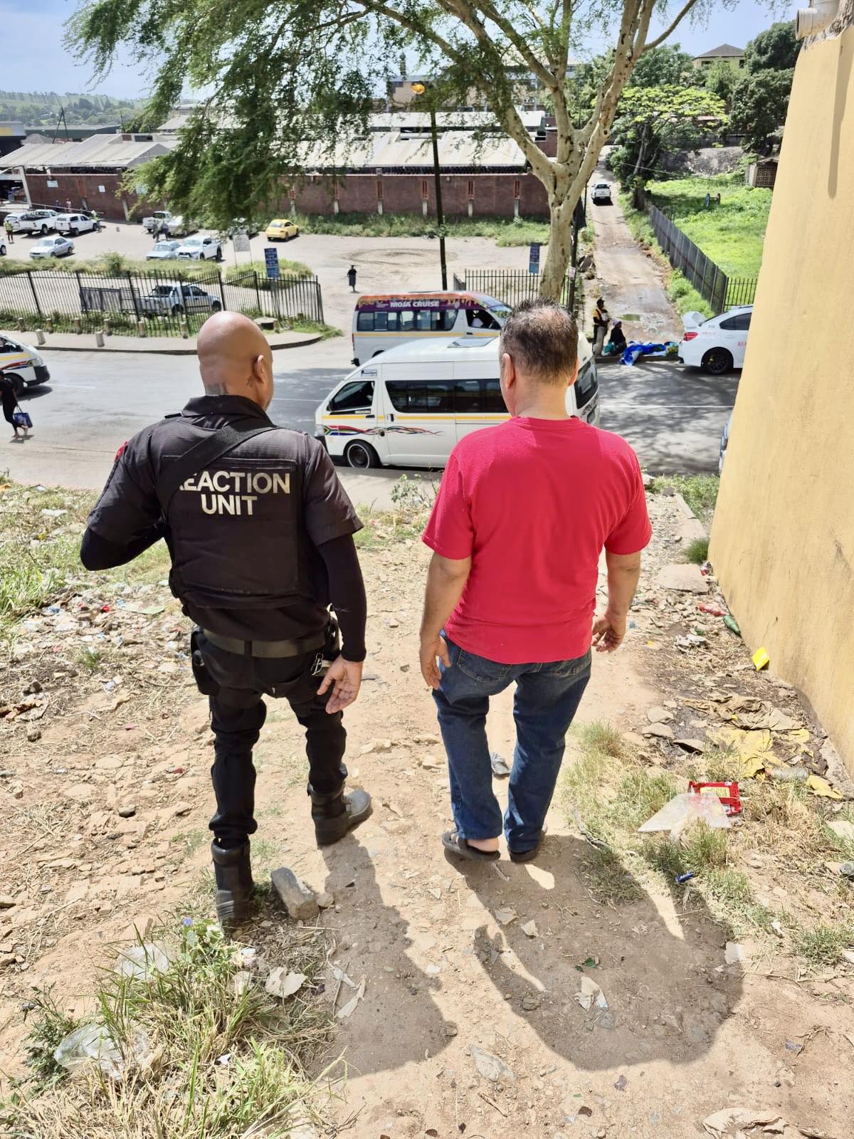 Pedestrians & Shoppers Targeted by Robbers: Verulam CBD – KZN | Road ...